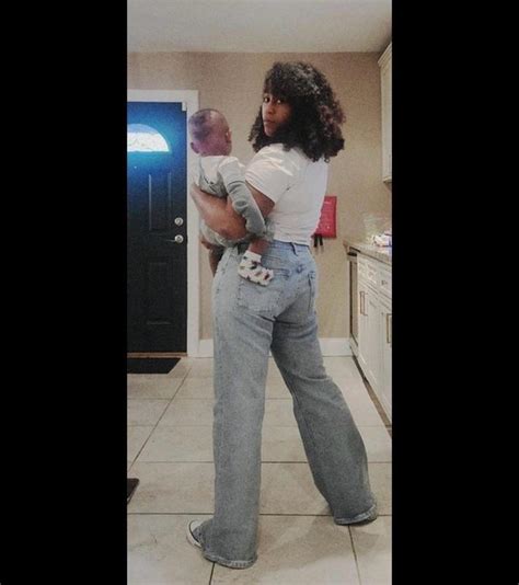 Middy Flare Women S Jeans Light Wash Levi S US