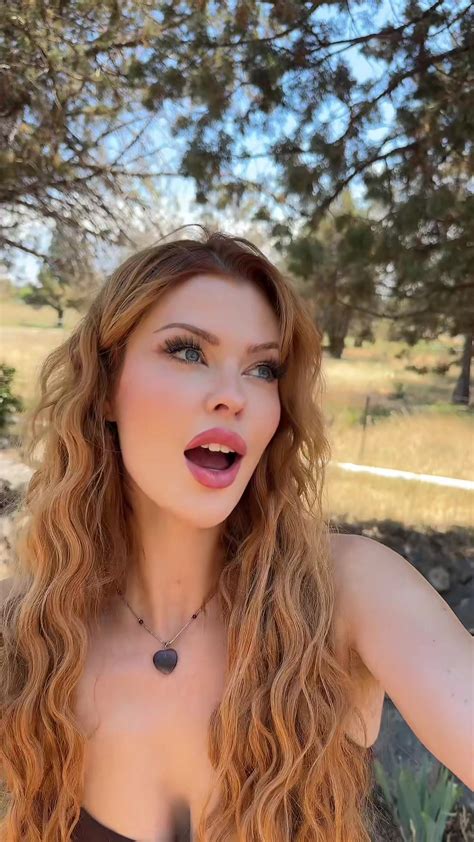 Elly Clutch Best Compilation Videos To Watch Tiktok