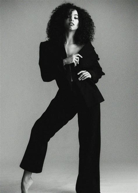 Michaela N The Model Booker