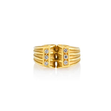 Ionic Columns Rubys Jewellery