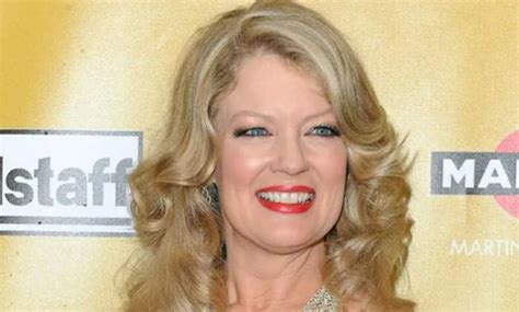 Mary Hart Body Measurements Height Weight Bra Size Shoe Size