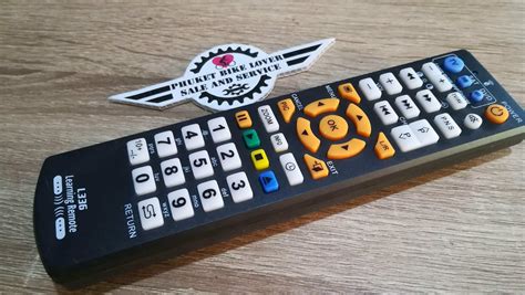 รีโมทย์ทีวี เครื่องเสียง ใช้ได้กับทุกยี่ห้อ Universal Smart Remote