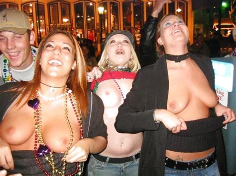 Naked Girl Groups 22 Girls Flashing In Groups Porn Pictures Xxx