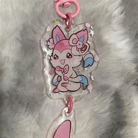 Alien Stage Linked Charms Ivan Mizu Luka Till Hyunna Etsy