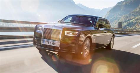 The Newest Rolls Royce Phantom Is The Most Luxurious Car Ever Built Maxim
