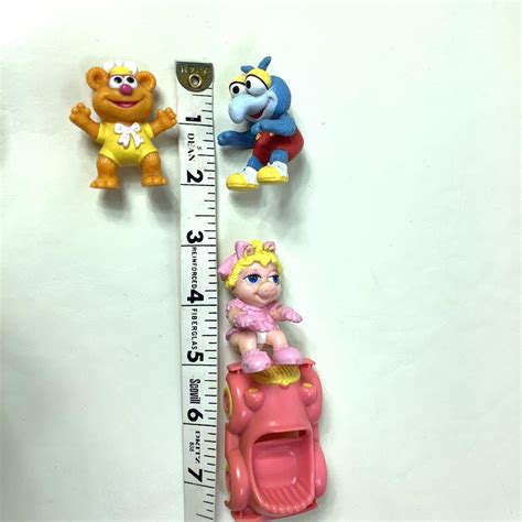 Vintage Ha 1986 Muppet Babies Toy Figures Fozzy Gonzo Miss Piggy And Car