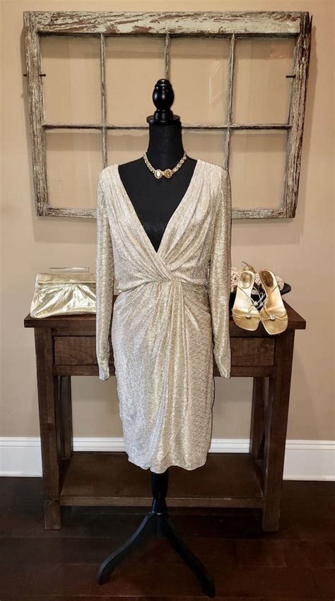 Gold Micro Thread Sample Gem