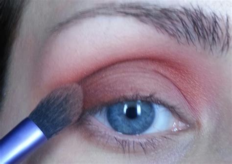Makeup Matters Red Eyeshadow Tutorial