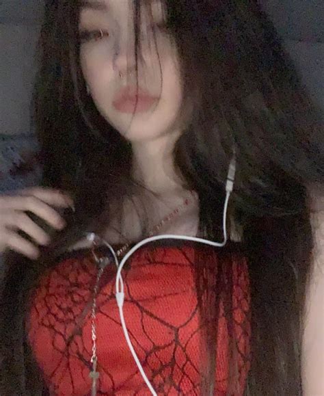 Kayla Nwull Instagram Kayla Style Girl Hair Makeup Eyeline Tik Tok Pfp Ig Compras Cosas Para