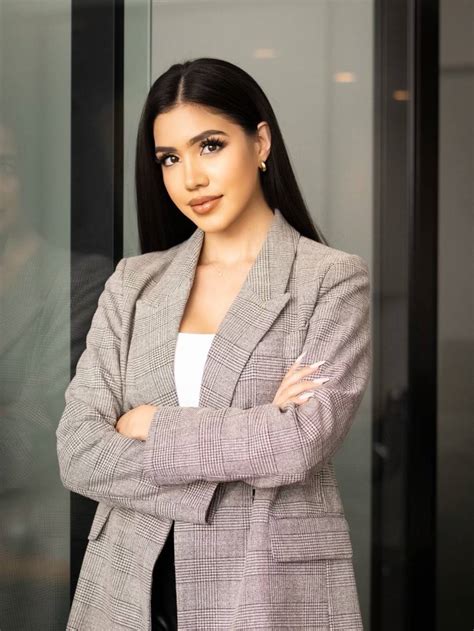 Jessica Estrada Licensed Real Estate Salesperson Nest Seekers