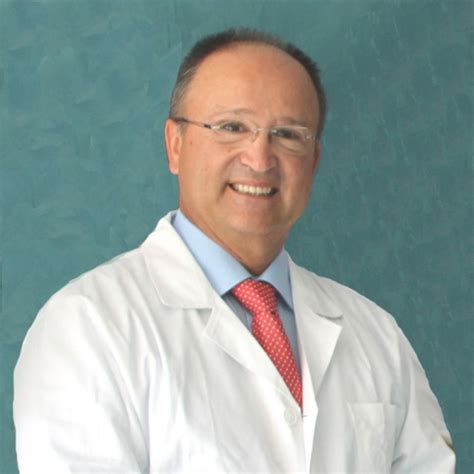 Dr Luis Salvá Ladaria Oftalmólogo Palma De Mallorca Reserva Cita Doctoralia