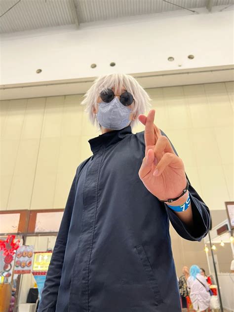 Tried Cosplaying As Gojo In One Of My Local Anime Convention Rjujutsukaisen