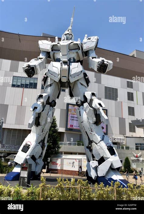 Gundam Statue Odaiba