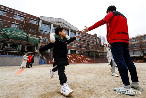 “아침을 든든하게” 서울시교육청 아침 운동하는 초등학생에 간편식 지원