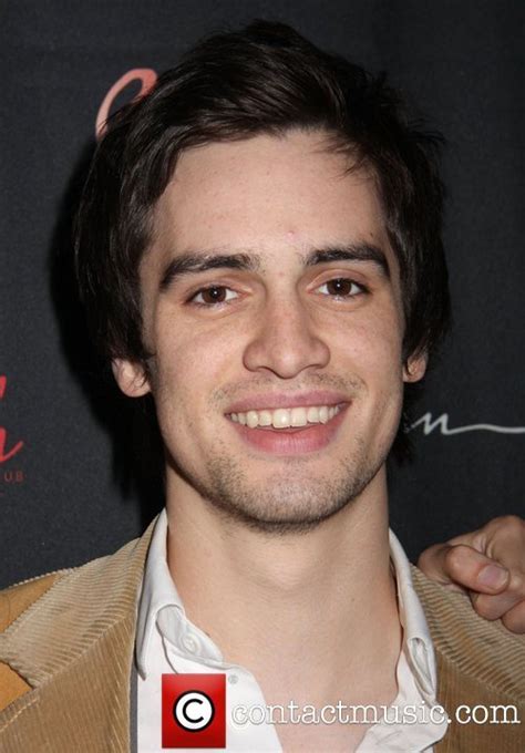 Vokalis Band Ganteng Versi Ane Kaskus