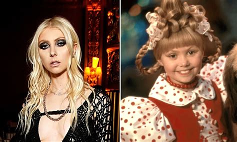 Taylor Momsen Was Bullied For Playing Cindy Lou Who And Got Called