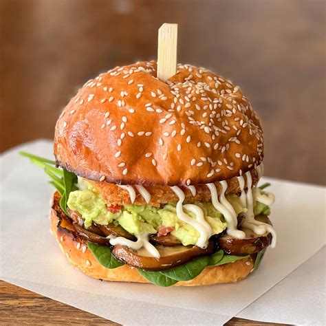 Avocado And Mushroom Burger Menu The Sitting Wombat Cafe