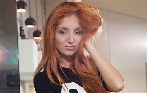 Wallpaper Look Freckles Redhead Michelle H Images For Desktop Section Download
