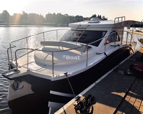 Navigathor 30: Prices, Specs, Reviews and Sales Information - itBoat