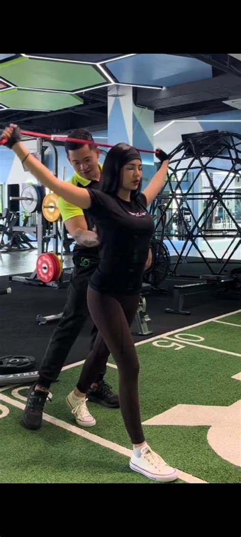 Jane De Leon R Chikaph