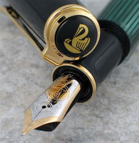 掌中的寸许 百利金钢笔 知乎