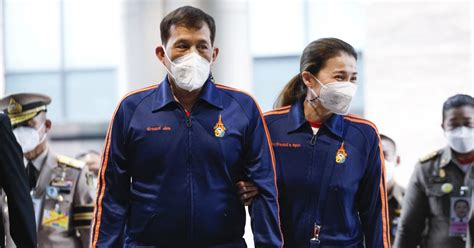 ในหลวง พระราชินี เสด็จฯ ไปทรงเยี่ยม พระอาการประชวร เจ้าฟ้าพัชรกิติยาภาฯ คมชัดลึก