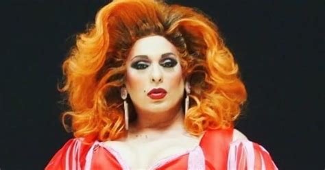 Quién Es Nacha La Macha La Nueva Amiga De Elena De Borbón Que Es Una De Las Drag Queens Más
