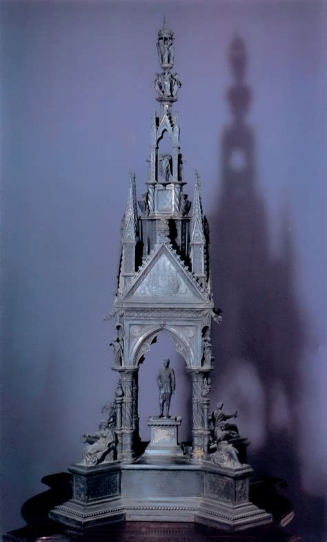 พระบรมรูปพระบาทสมเด็จพระจุลจอมเกล้าเจ หอสมุดพิกุลศิลปาคาร