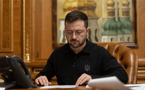 Після протестів і критики Заходу Зеленський підписав закон 12414