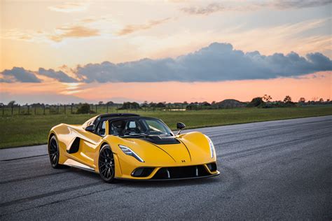 Summer Yellow Venom F Roadster