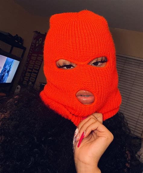 Baddie Ski Mask Pfp
