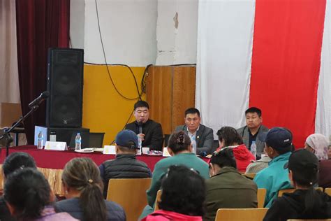 Vip76 Mn Үндсэн хуулийн нэмэлт өөрчлөлтийн асуудлаар Хэнтий аймгийн иргэдийн санал бодлоо