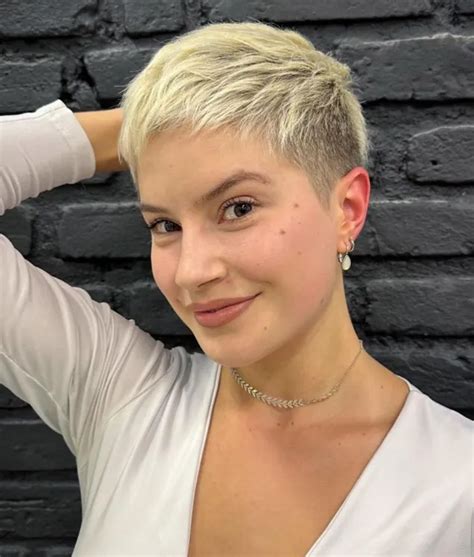 25 Super Short Pixie Haircuts You Cant Miss In 2025 Style Zone