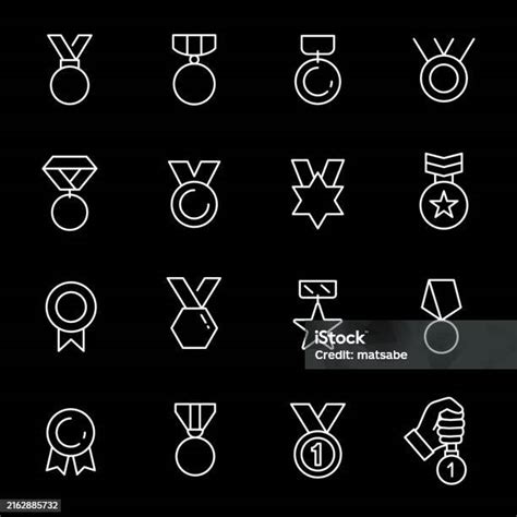 메달 흰색 선 아이콘 리본으로 메달을 수여합니다 성취 및 인정 주제 검은 배경에 기호 편집 가능한 스트로크 1위에 대한 스톡 벡터 아트 및 기타 이미지 Istock