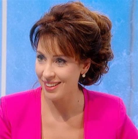 Неделя Щонова пак събра всички погледи с перфектната си форма и страхотна рокля снимки За Жената