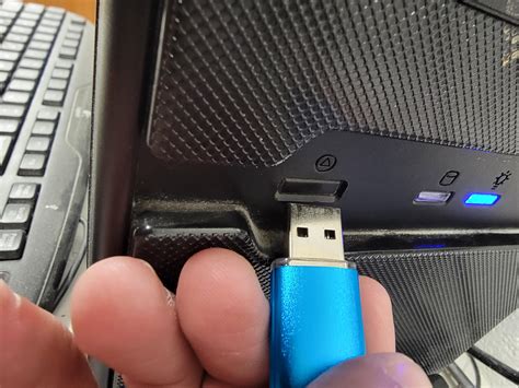 2067 Best Usb Ports Images On Pholder Pcmasterrace Mildlyinteresting And Techsupportgore
