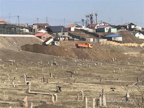 Хууль зөрчөөгүй л бол нуух хэрэг байгаа гэж үү