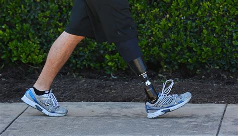 Microprocessor Feet Hanger Clinic