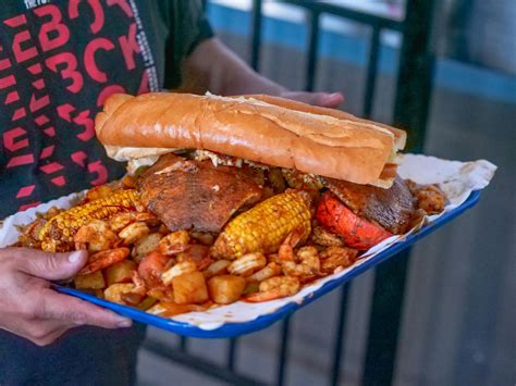 가족 사업 갑각류 건강한 건강한 생활 건강한 식생활 게 구운 새우 구운 생선 구운 해산물 그릴 길거리 음식 낚시 날 것 노점상 다채로운 단백질