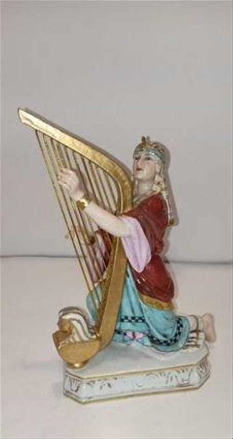 Старинная статуэтка Девушка с Арфой Festima Ru частные объявления
