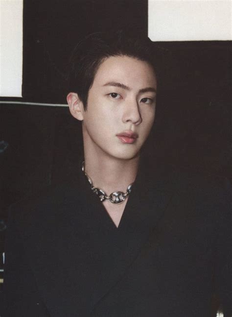 Джин обогнал Кендалл Дженнер его пост стал самым популярным за всю историю бренда Gucci