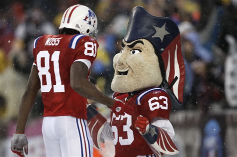When Is Patriots Throwback Game New England Will Wear Red Jerseys Week