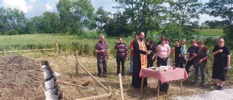 Освештење камена темељца за изградњу куће породици Милошевић из Могиле Хуманитарна