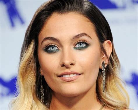 Sindrom Mata Biru Yang Sangat Jarang Berlakuantaranya Paris Jackson Info Online