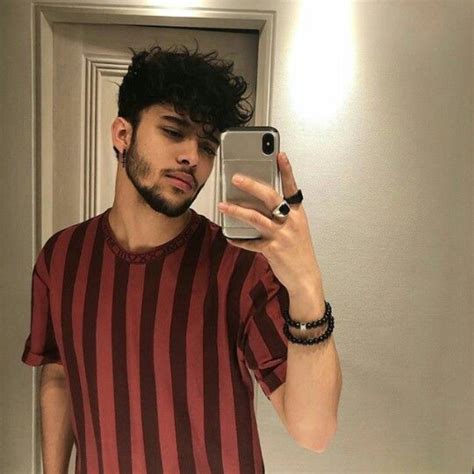 پروفایل پسرانه خاص مود غمگین تاوعکس