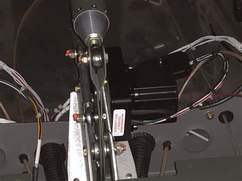 Autopilot Pitch Servo RV8 Hangar