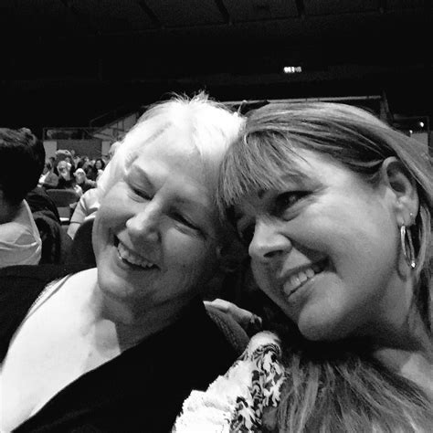 Lisa Majewskis Instagram Twitter And Facebook On Idcrawl