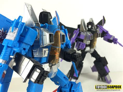 Review Transformers Masterpiece Mp 11t Thundercracker Toybox Soapbox