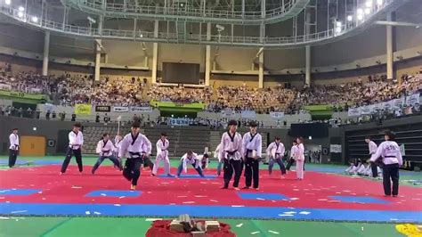 용호도장시범단 양산초 5학년 노도균 회전발차기 900도 3단계 발차기‼️ 🍀용호도장시범단 입시전문교육관 🍀태권도 시범 운동선수 모집 태권도학과 경호학과에 진학을