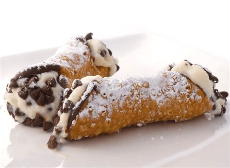 Italian Cannoli Sicilian Pastry Delishglobe